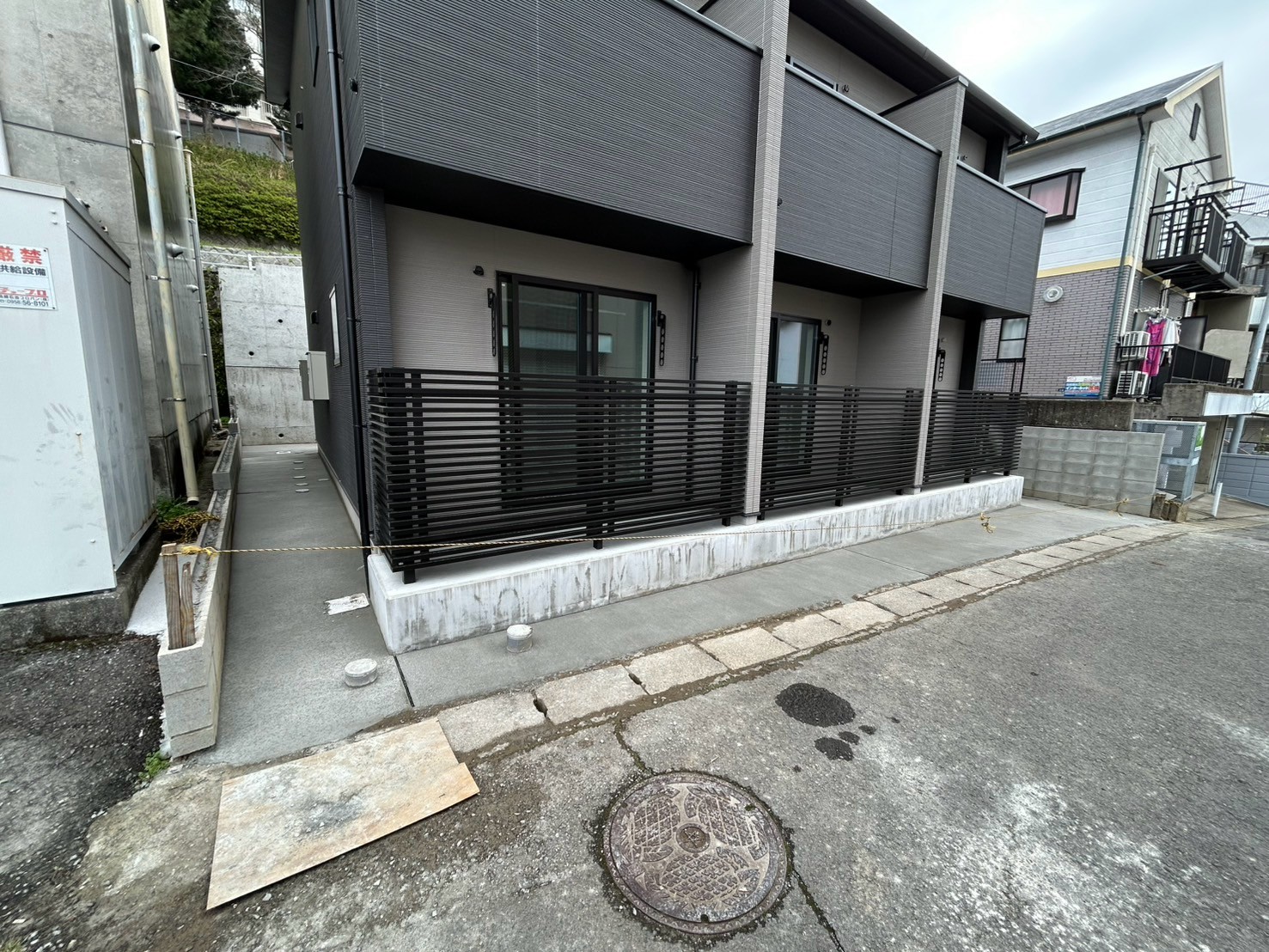 外構工事【生コン打設】 | 【公式】芝専門TURFER：天然芝も人工芝もアドバイスから施工、管理まで。＊ 長崎県、佐賀県